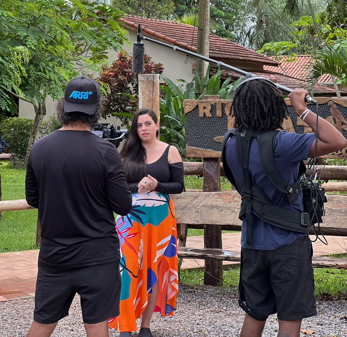 Cris pelo Mundo mergulha nas águas cristalinas do Recanto Ecológico Rio ...